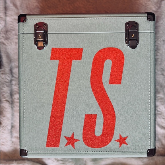 Storage & Organization | Taylor Swift The Life Of A Showgirl Vinyl Case ...
